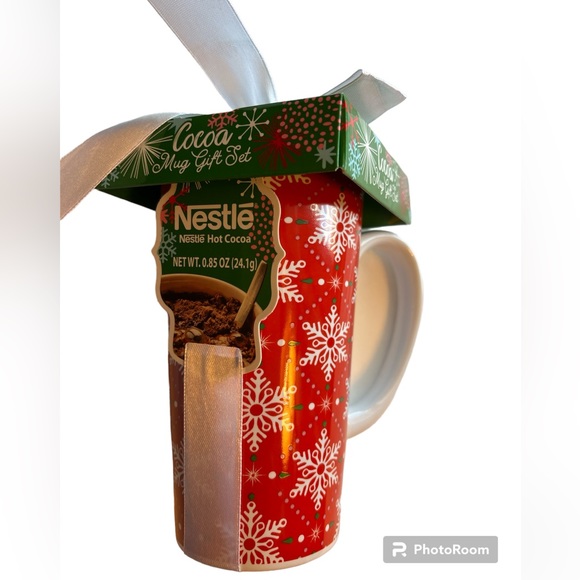 Nestle’ | Holiday | Nwt Nestle Hot Cocoa And Mug Gift Set Red And White ...